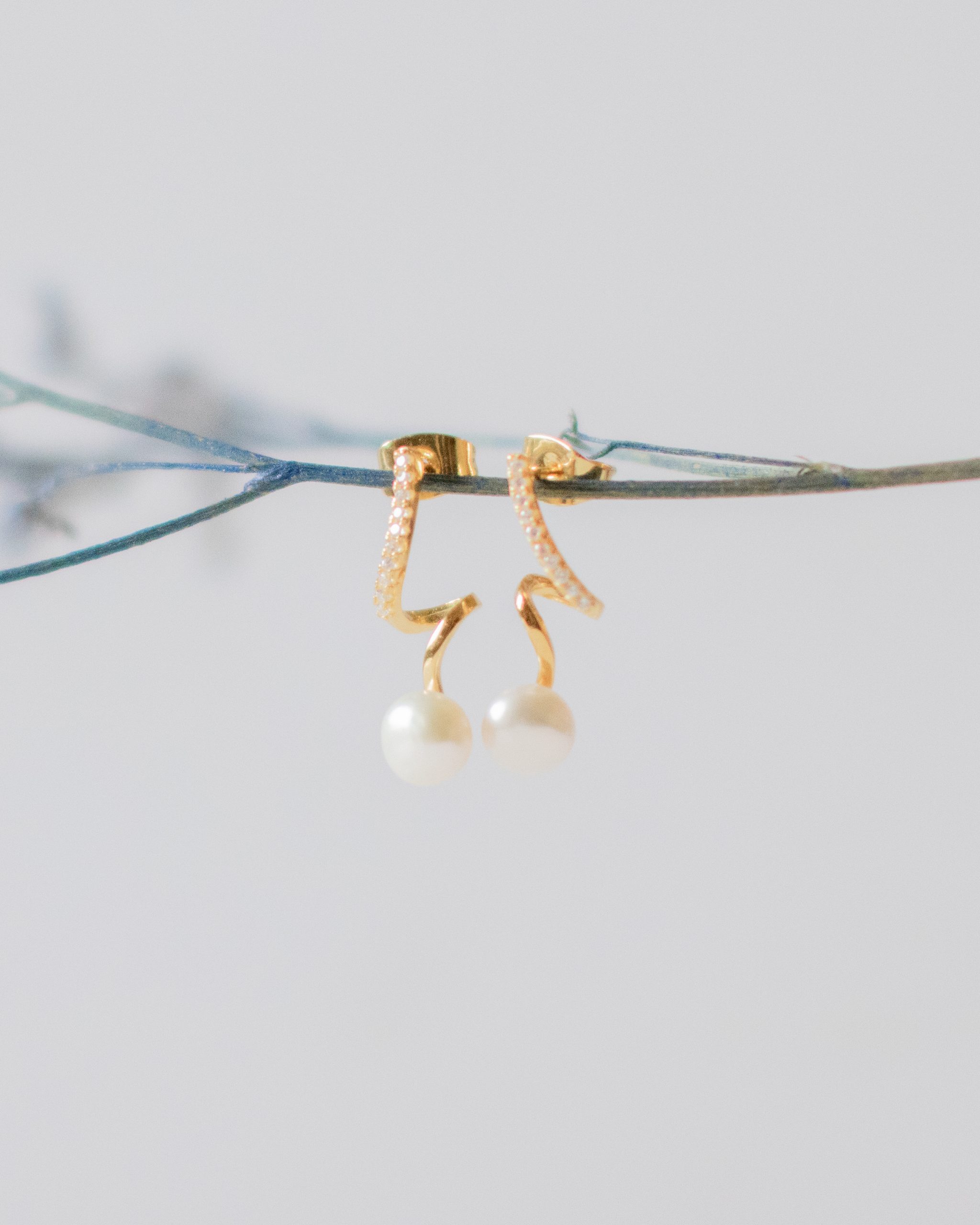 Aretes en espiral con perla natural / plata 925 - Chulis