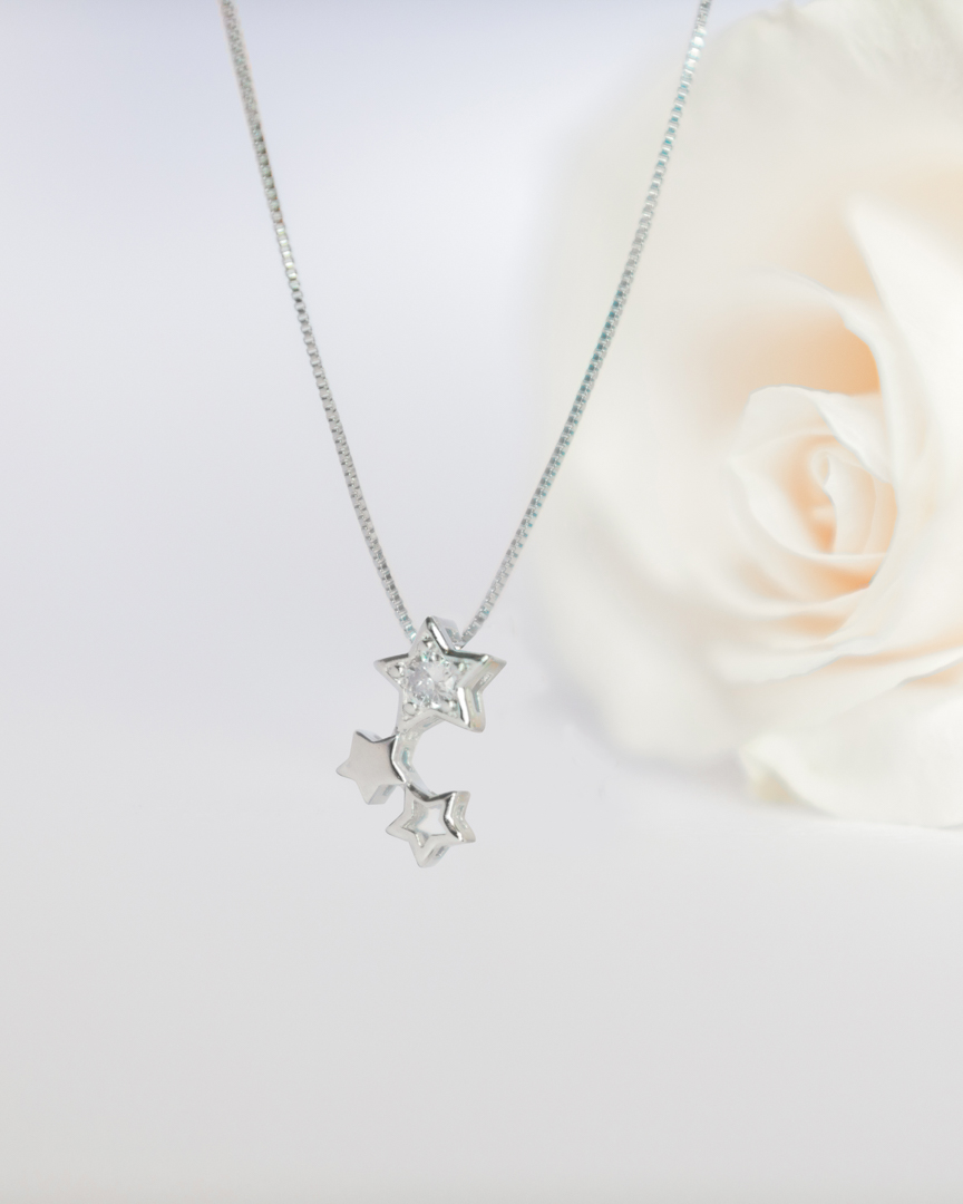 Collar con colgante de estrellas - Chulis Collar con colgante de estrellas - Chulis